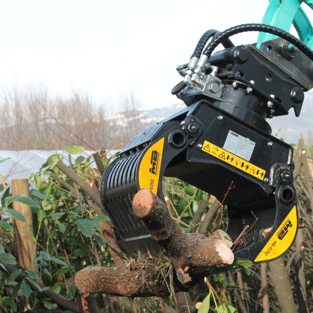 Excavator Rotating Grapple from MB America!