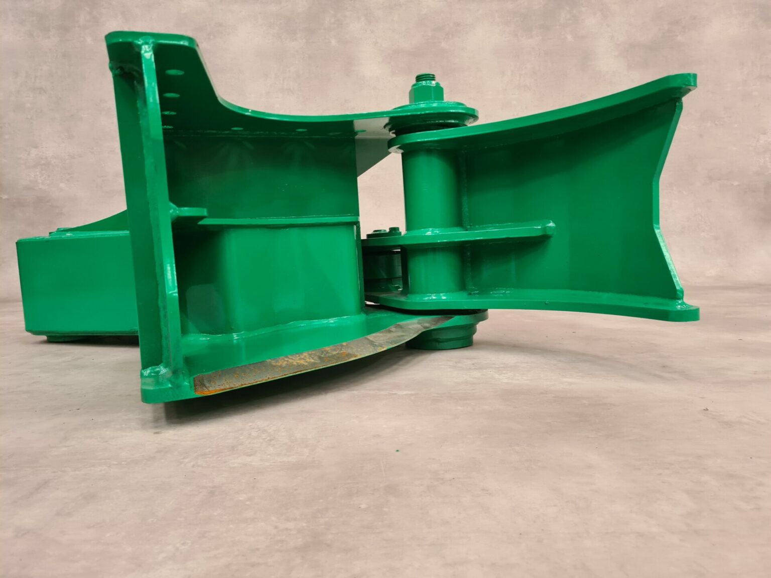 Excavator Tree Shear - Excavators up to 25 tons!